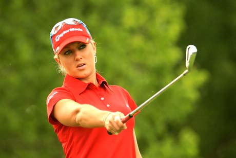 Helen Alfredsson nousi jännittävän Evian Mastersin voittajaksi ...