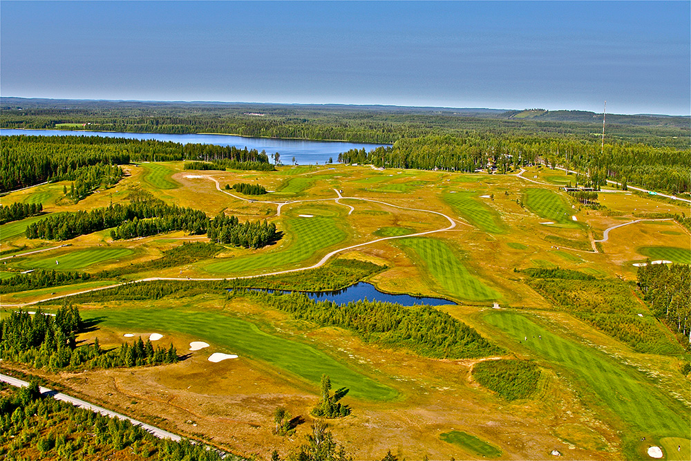 Revontuli Golf houkuttelee pelaajia kovilla alennuksilla - Golfpiste.com