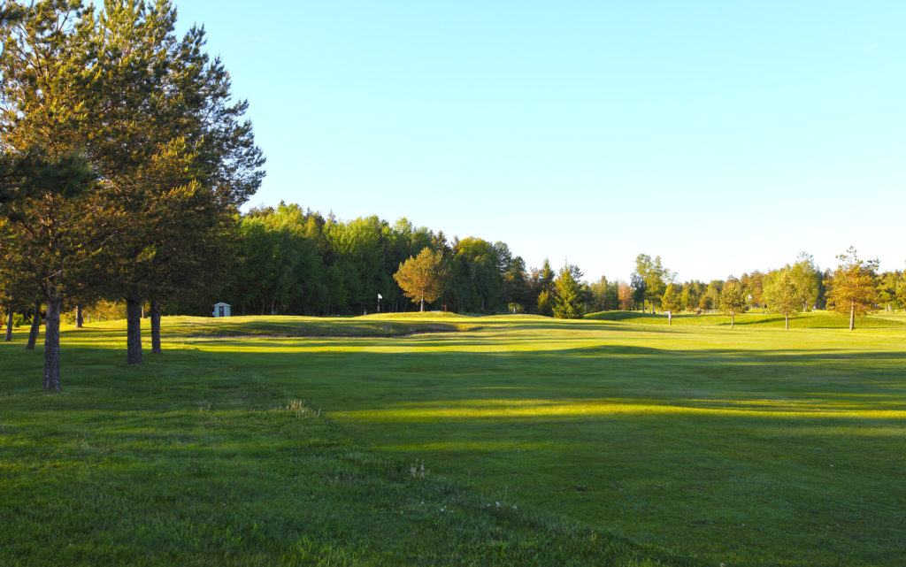 Rauma Golf varautuu muuttoon, koska datakeskus on nielaisemassa kentän ...