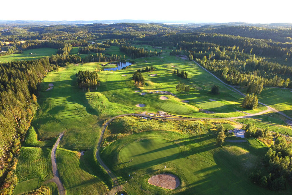 Yllättävät tonttikaupat avasivat Muurame Golfille mahdollisuuden ...